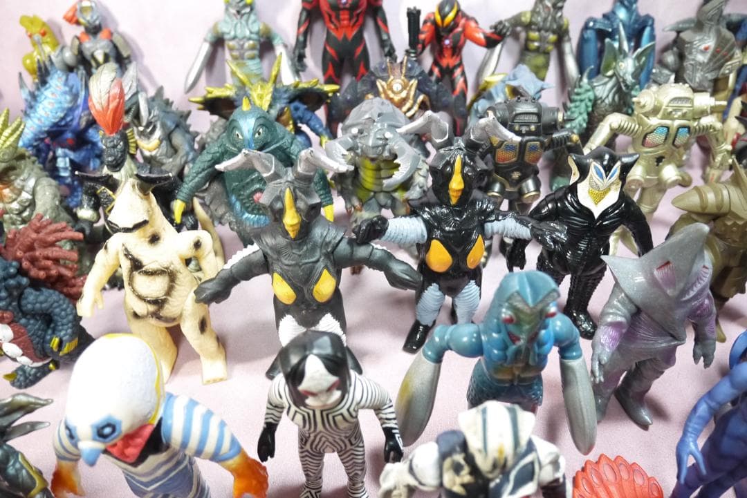 ウルトラ怪獣シリーズ　怪獣ソフビ　68体セット