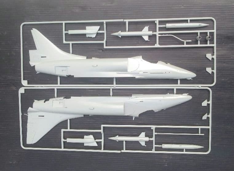 はせがわ1/32 マクダネルダグラスＡ-4E/Fスカイ-ホ―ク