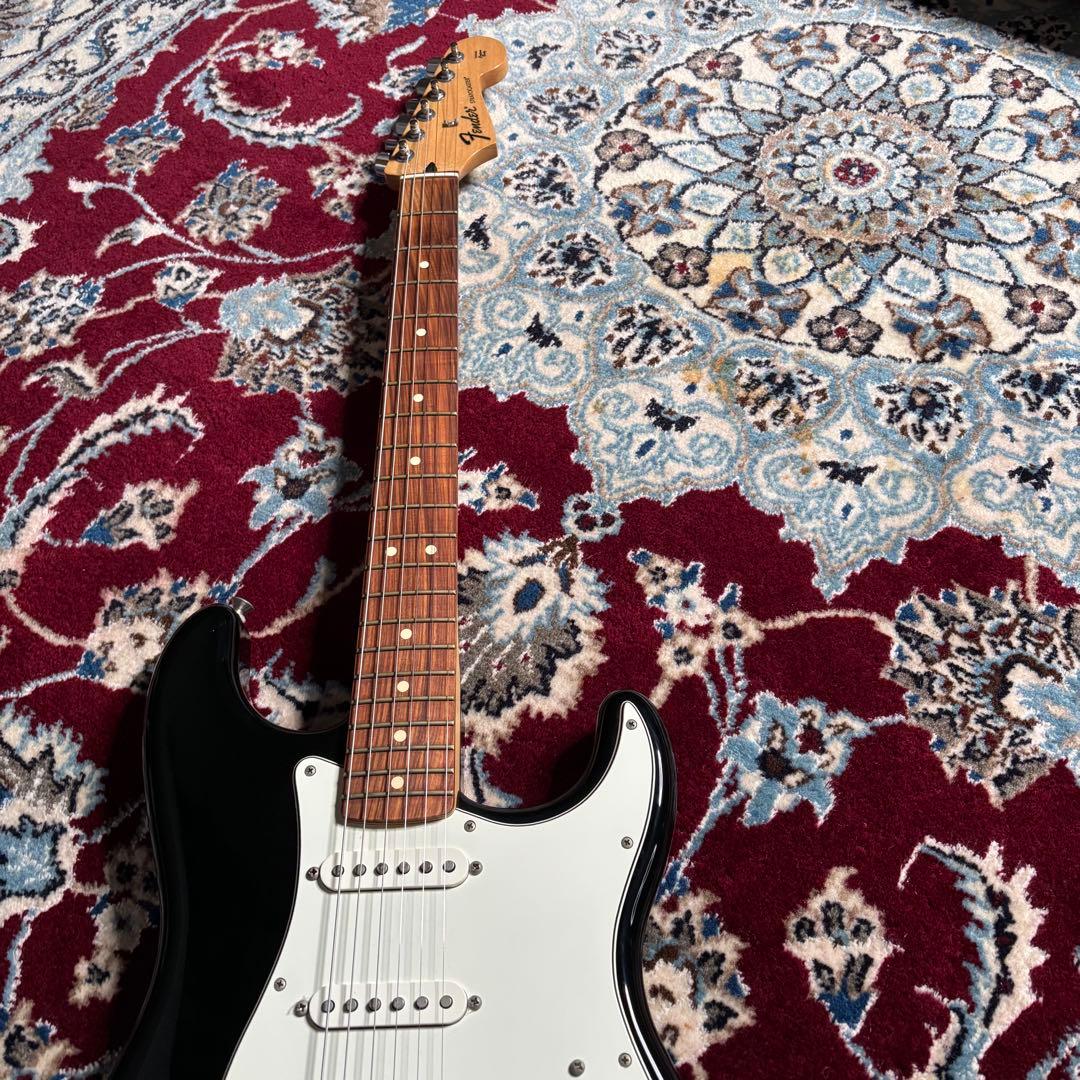 2017年製 Fender Standard Stratocaster HSS