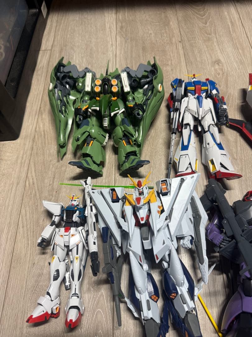 ガンプラ　まとめ売り　組み立て済み　9体