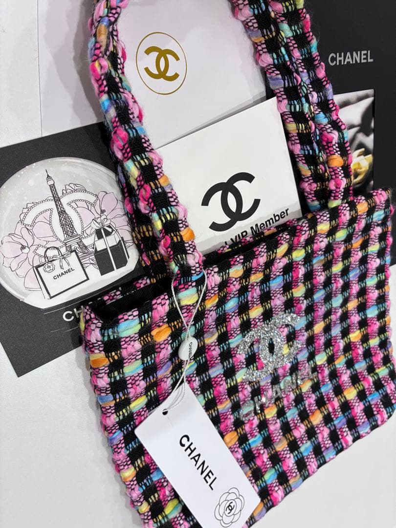 CHANEL 多色ツイードバッグ　ビジュー　シャネルノベルティ　トートバッグ