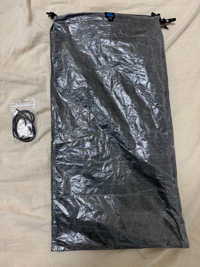 Zpacks Medium Pillow Dry Bags コード付き