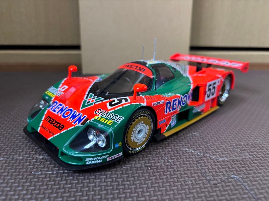 ミニカー IXO 1/18 Mazda 787B
