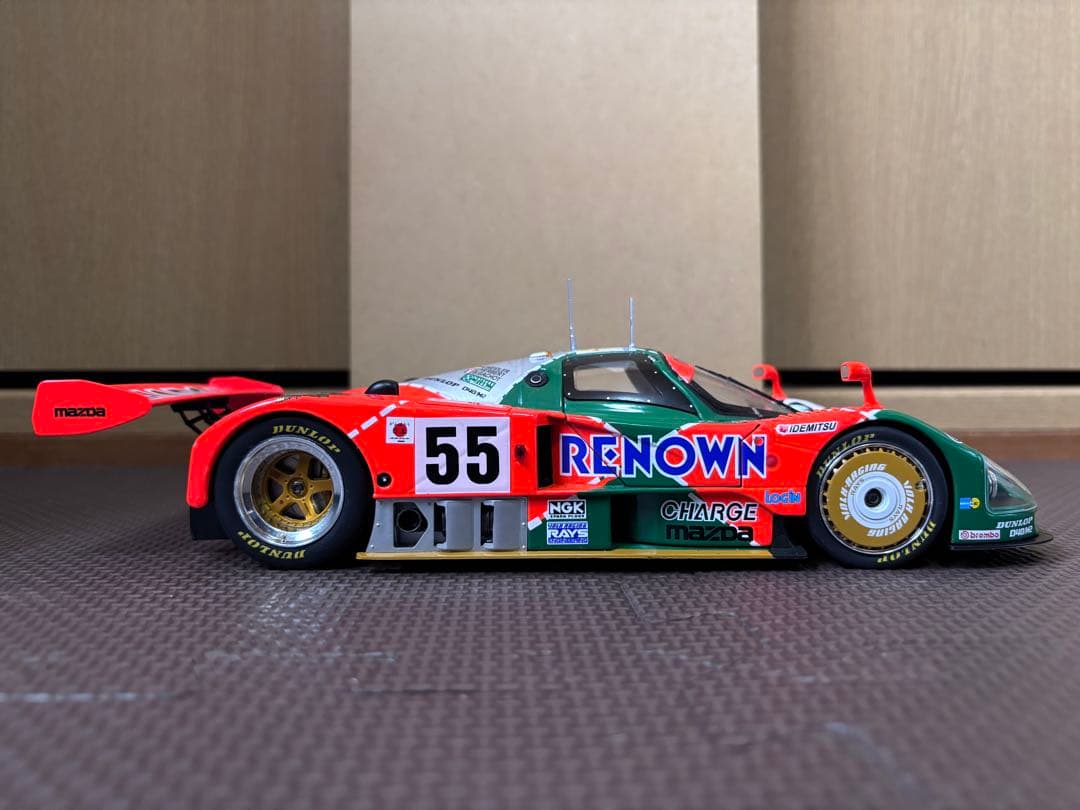 ミニカー IXO 1/18 Mazda 787B