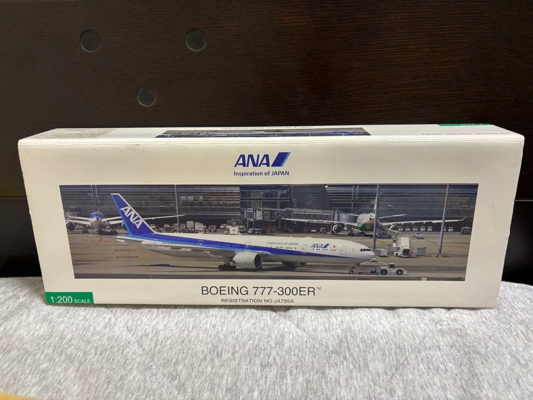 ぬ*ん様 全日空商事Boeing777-300ER JA795A モデルプレーン