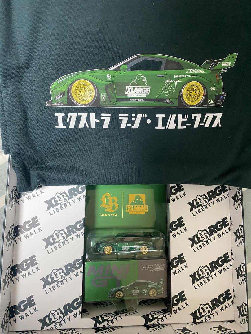 LBWK XLARGE PREMIUM BOXミニカー&Tシャツ 2セット