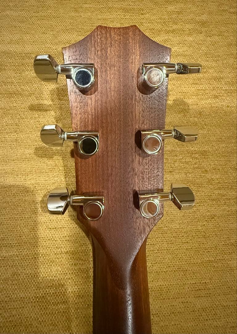 Taylor 210ce テイラー アコースティックギター