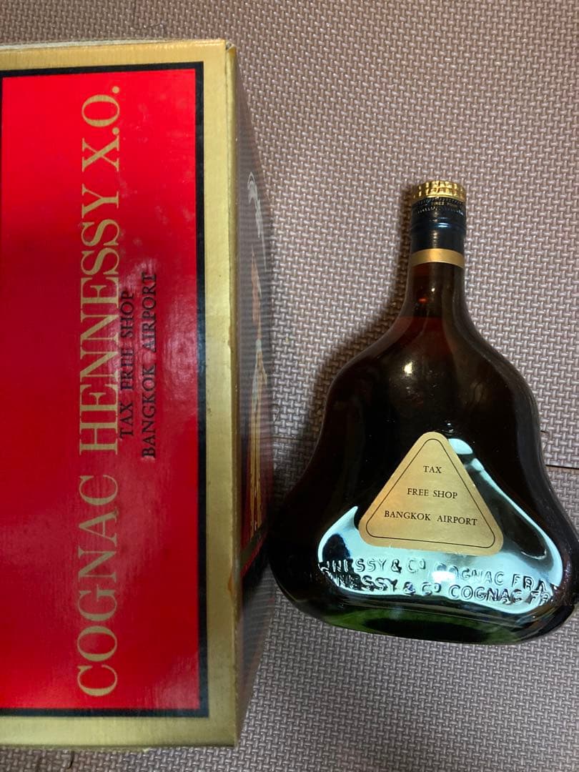 【古酒・バンコク空港限定品】ヘネシー コニャック 箱付き Hennessy