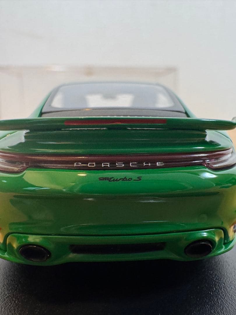【MINICHAMPS】限定432台Porsche 911 Turbo S