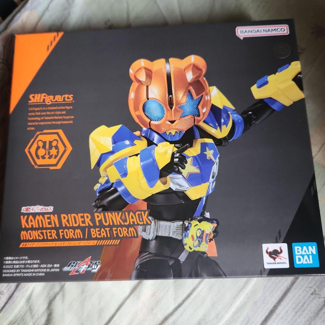 SHフィギュアーツ 仮面ライダーパンクジャック