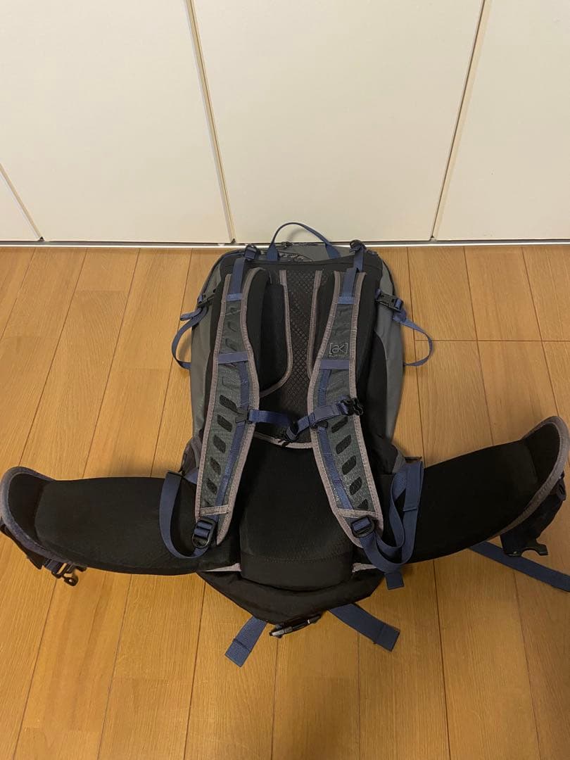 バートン AK INCLINE 30L PACK