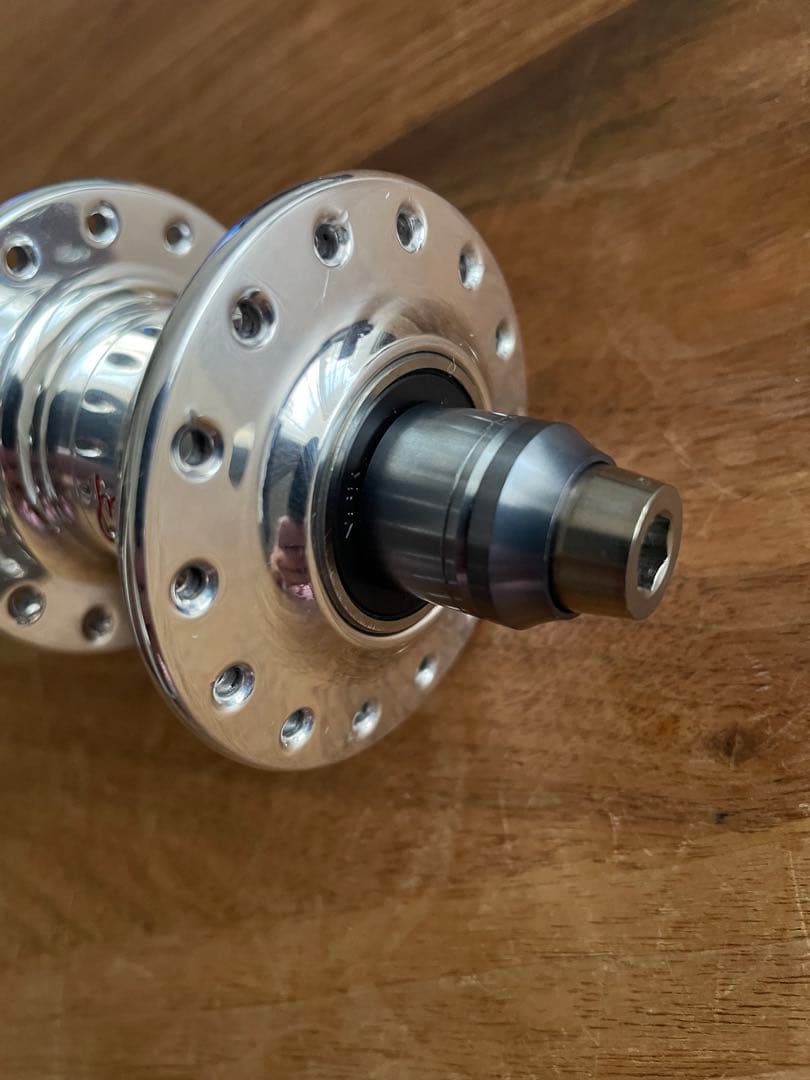 Philwood \"Pro\" Brompton Front Hub シルバー