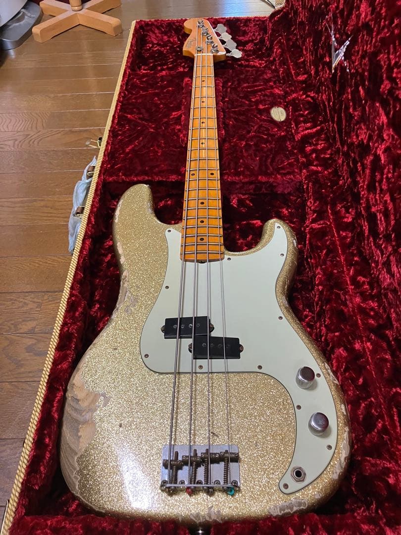 ベース J Fender Bass Heavy Relic Champagne Gold
