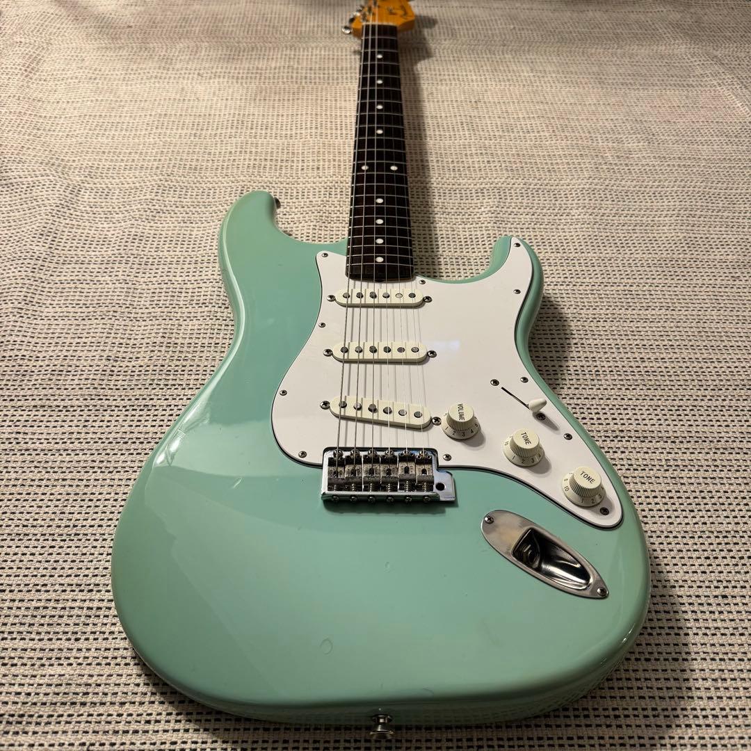 ギター Fender JAPAN STRATOCASTER Surf Green