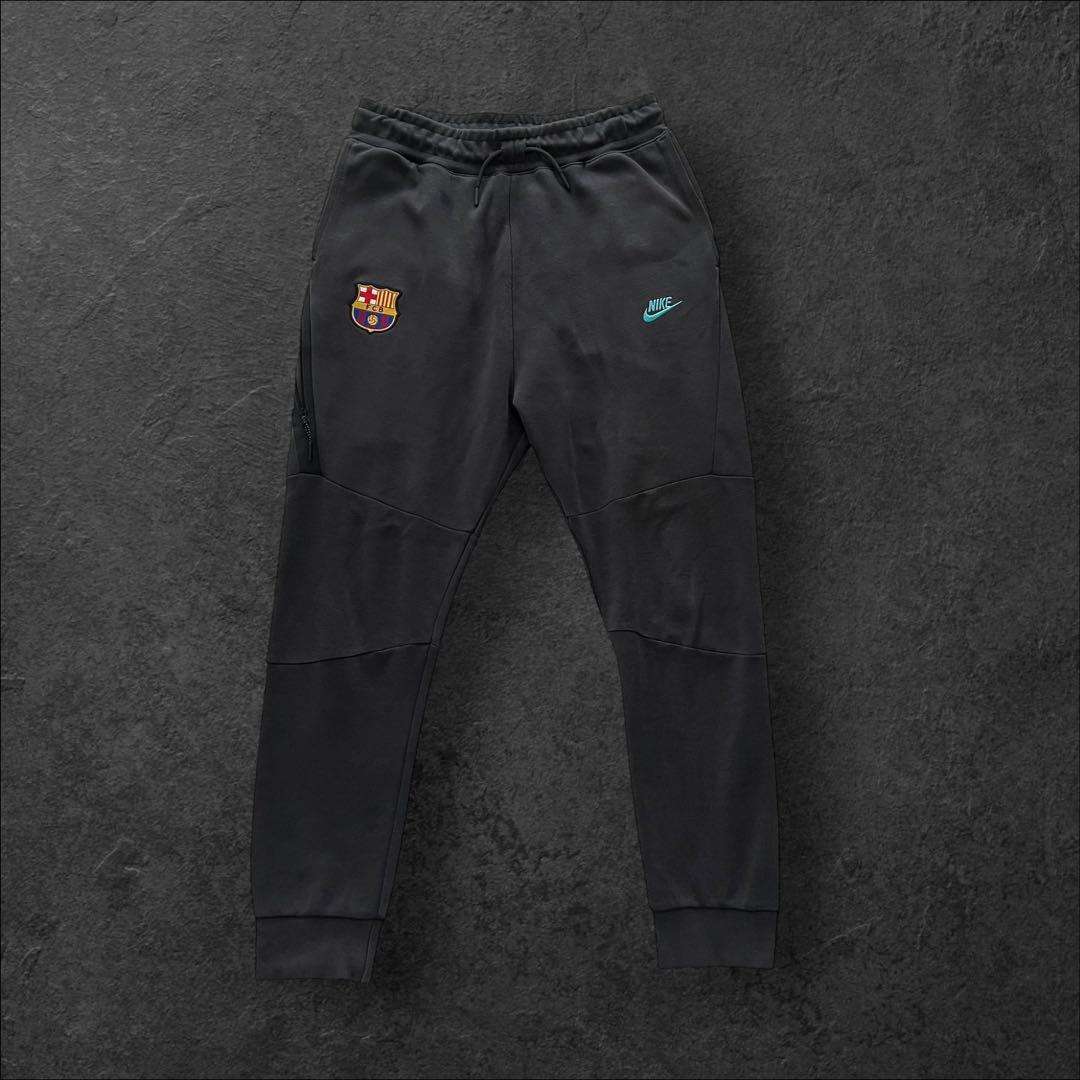 【日本未発売】NIKE tech fleece Barcelona XL