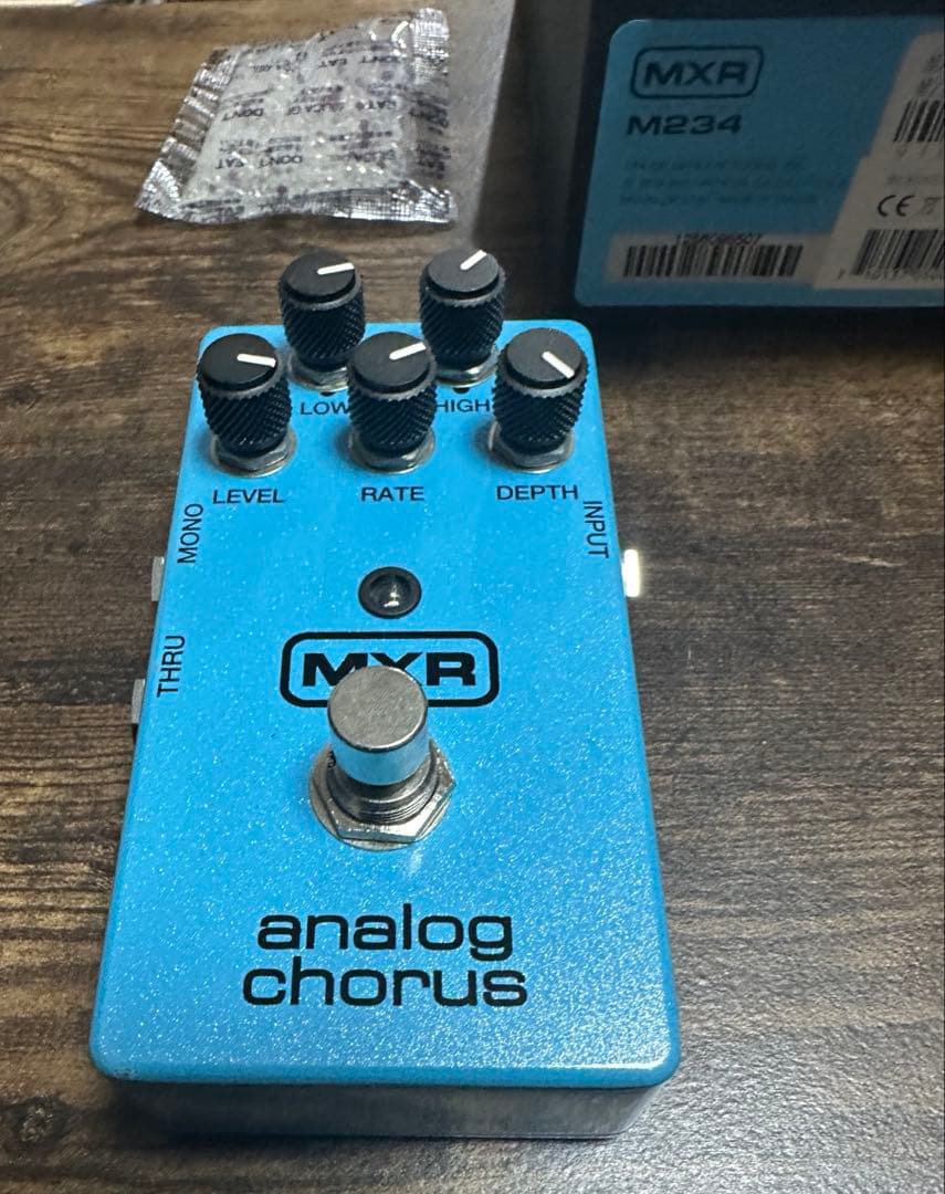 MXR analog chorus ギターエフェクター