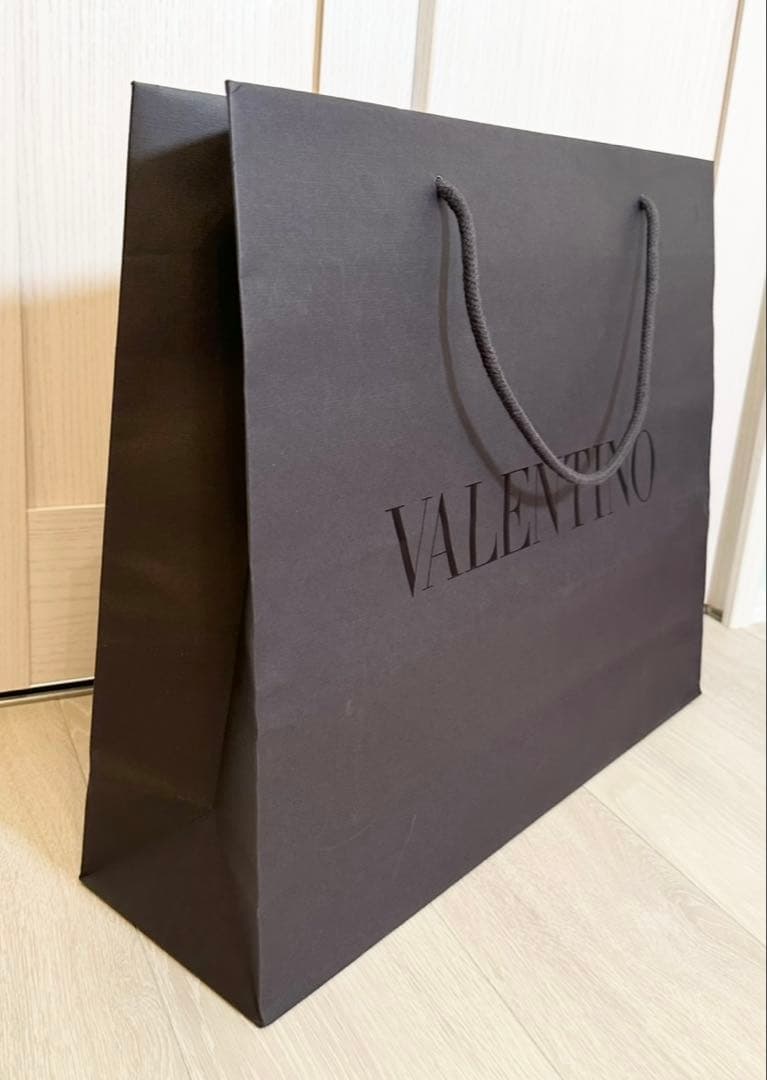 VALENTINO メンズ 紙袋 ① 48cm✗40cm✗14cm