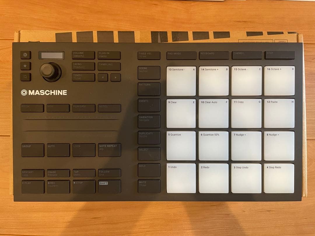 NI MASCHINE MIKRO MK3 ライセンス有