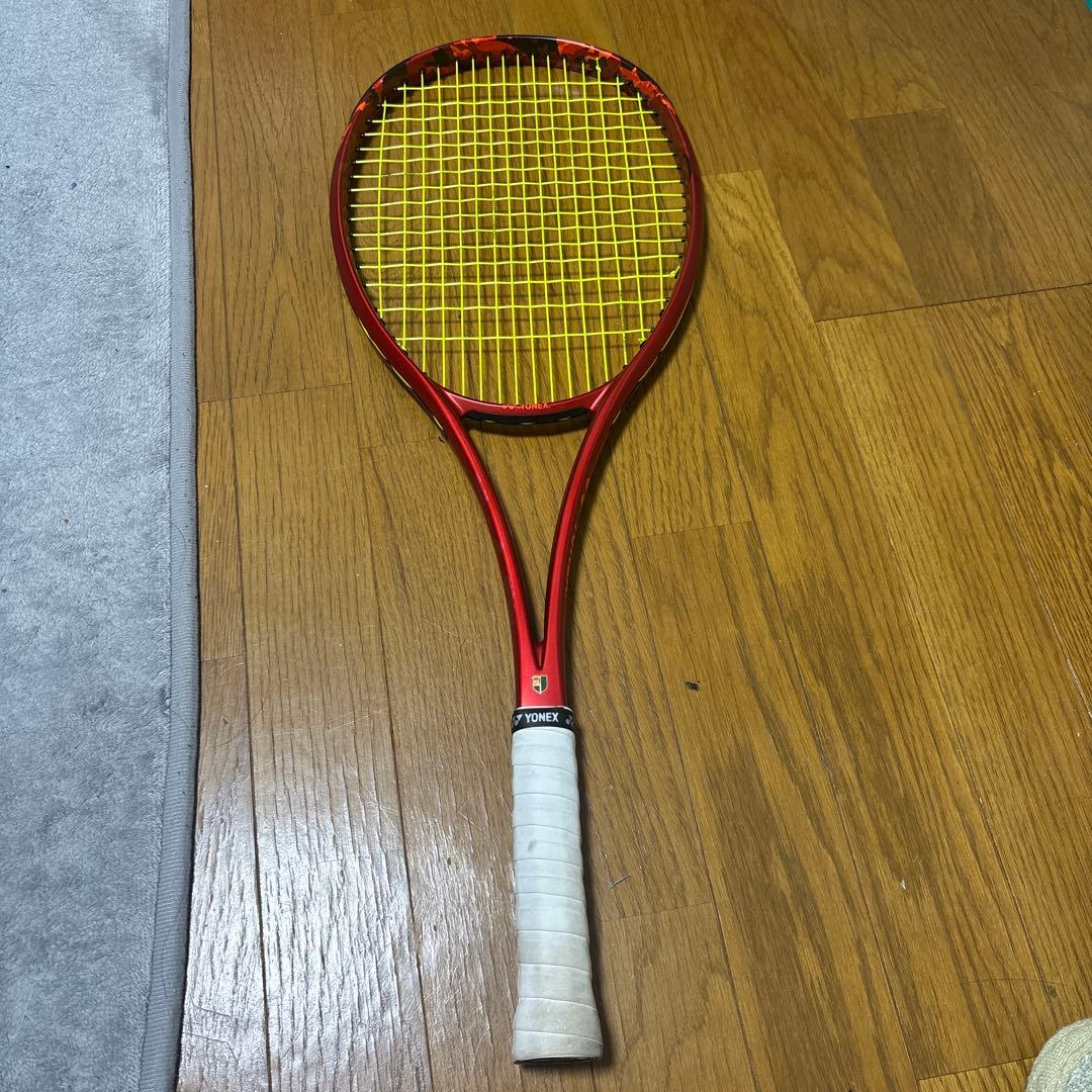 YONEX ジオブレイク70v タンゴレッド