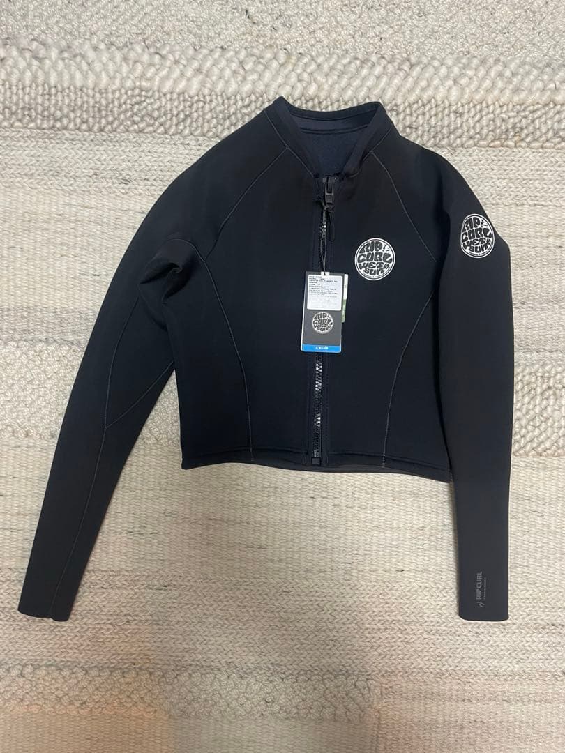新品未使用　RIP CURL 1.5mm LS Crop Jacket