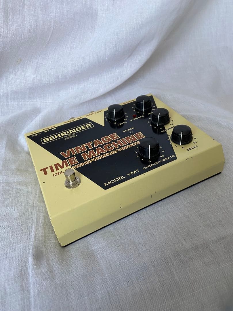 ギター BEHRINGER VINTAGE TIME MACHINE MODEL VM1