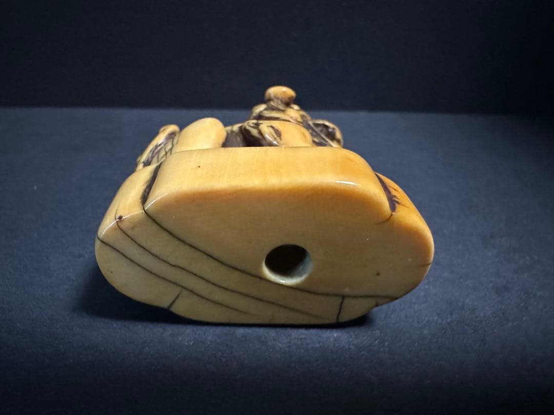 根付(netsuke) 獅子の根付　江戸時代