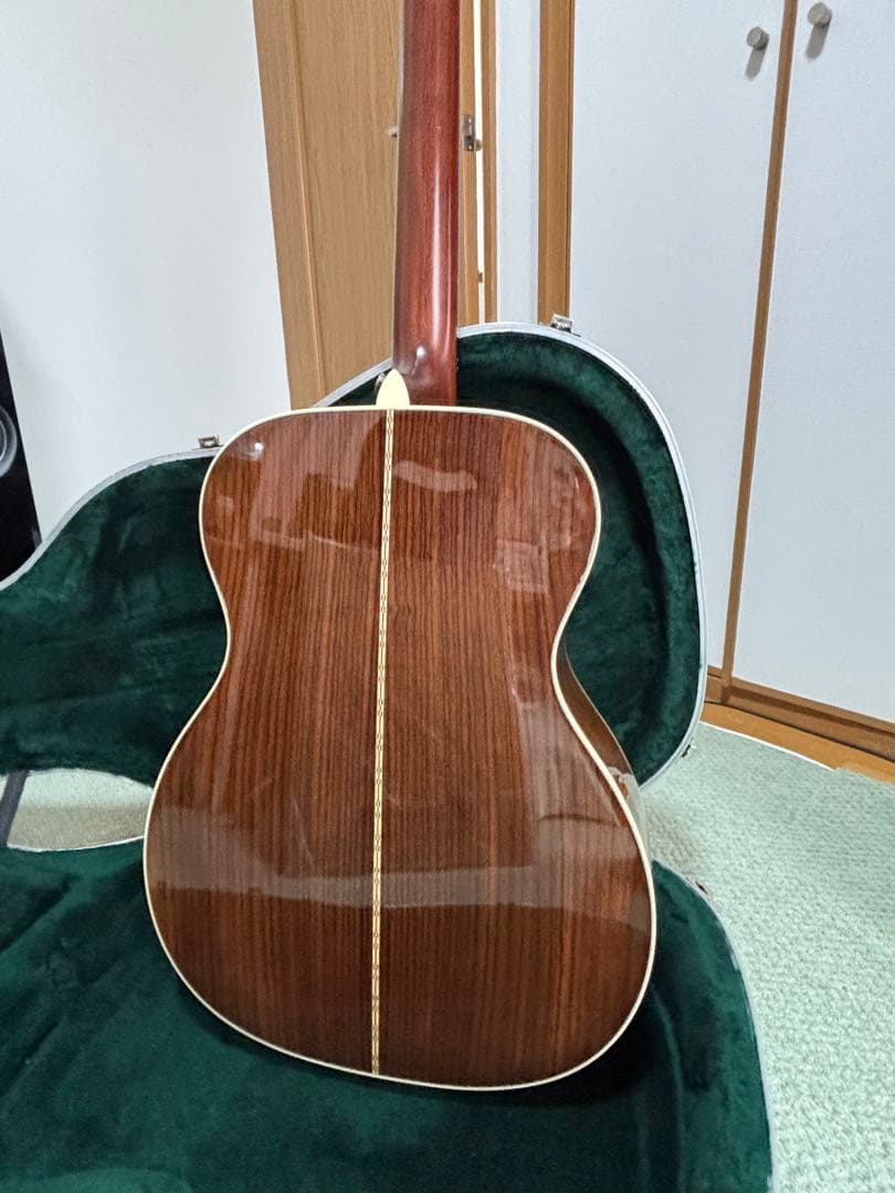ギター MARTIN OOO-28
