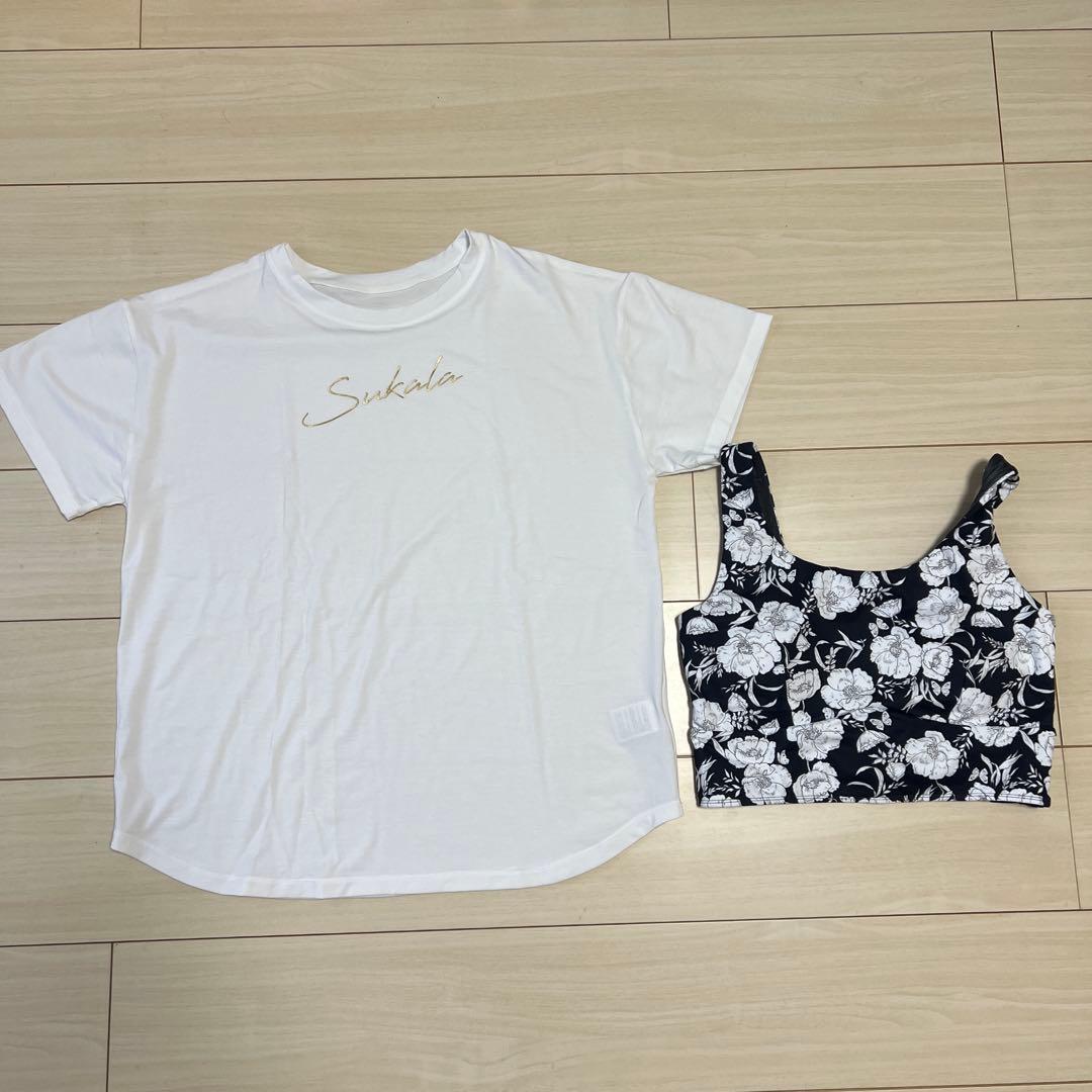 Sukala Tシャツと花柄タンクトップセット