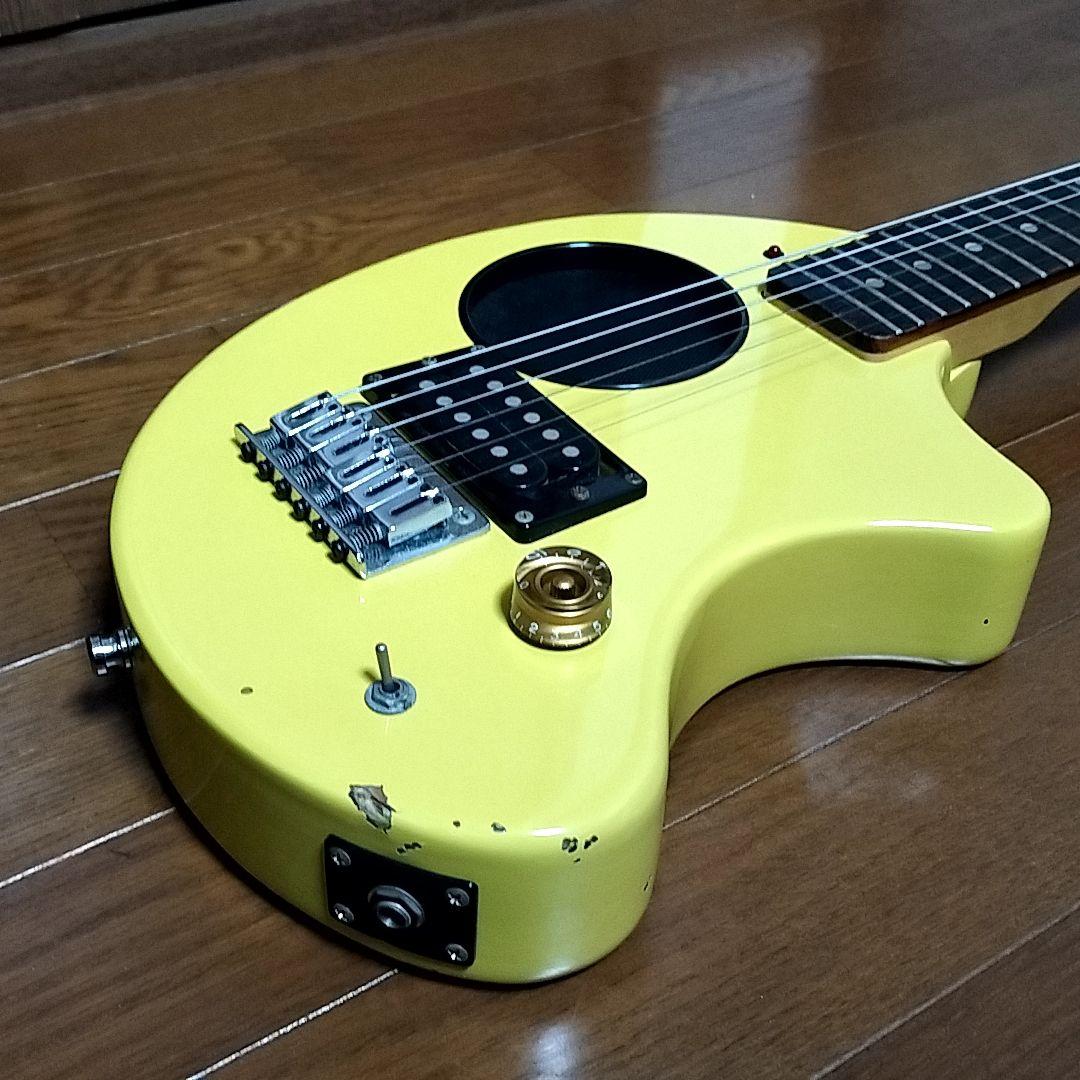 FERNANDES　ZO-3　エレキギター　イエロー　アンプ内蔵ギター