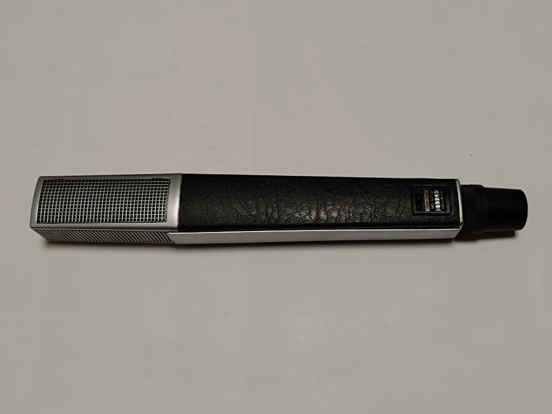 Sennheiser　MD441-U ダイナミックマイク マイクホルダー付き