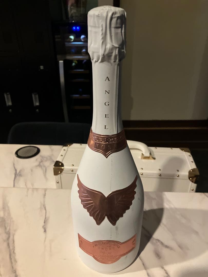 ANGEL CHAMPAGNE NV Rosé White