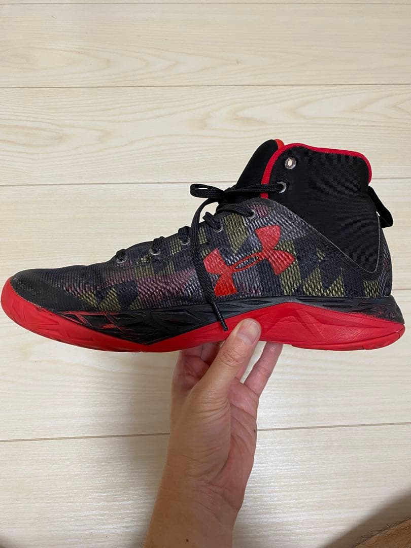 Under Armour バスケットシューズ Micro G Fireshot