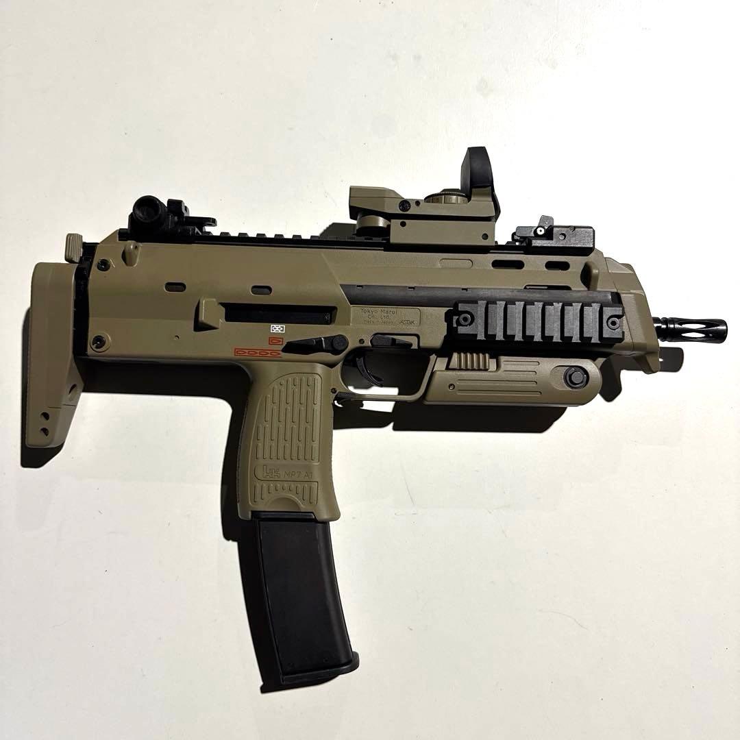 東京マルイ　ガスブローバック　MP7A1 タンカラー