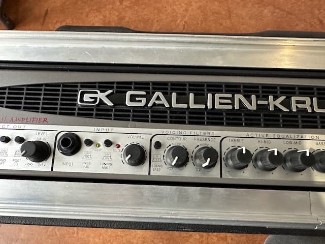 GALLIEN-KRUEGER 700RB-II（SKBケース付）