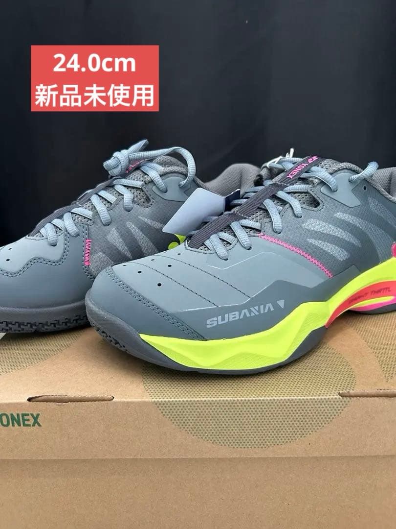 24.0cm サブアクシアワイド　新品未使用　YONEX　バドミントンシューズ
