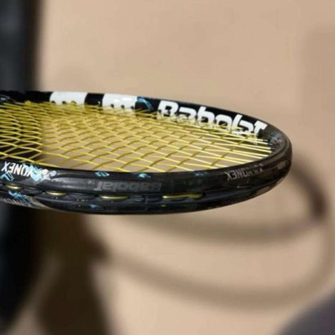 Babolat テニスラケット 硬式テニス　グリップ止め付き