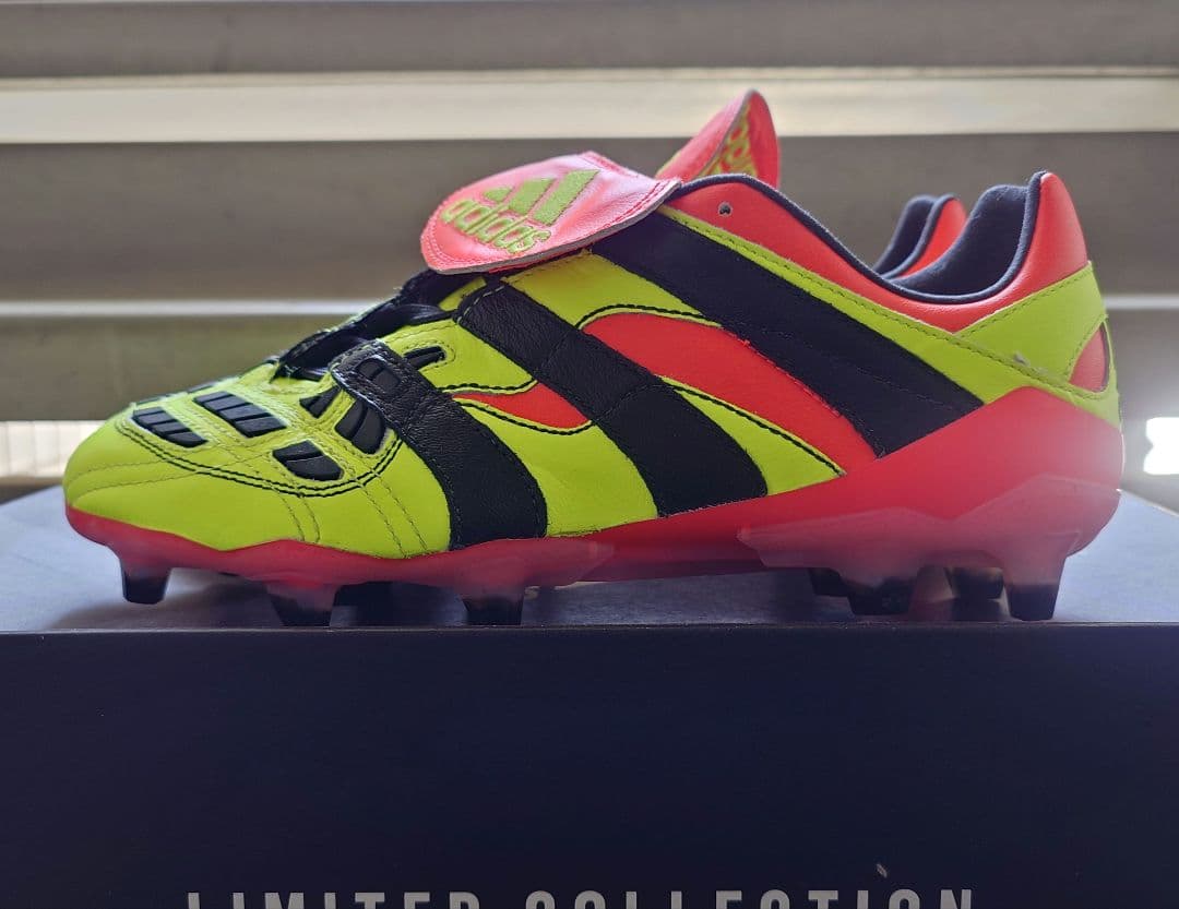 限定復刻品 adidas Predator Accelerator FG/AG