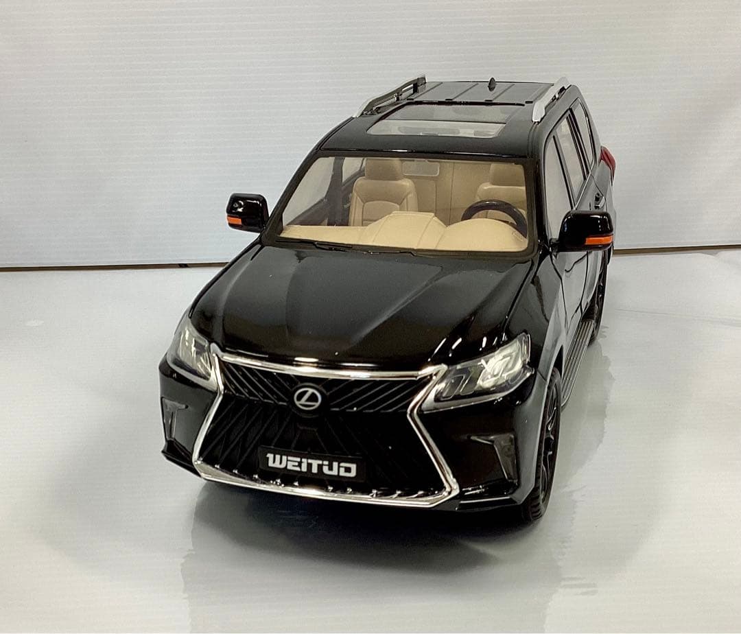 レクサス LX570 ブラック LEXUS 1/18
