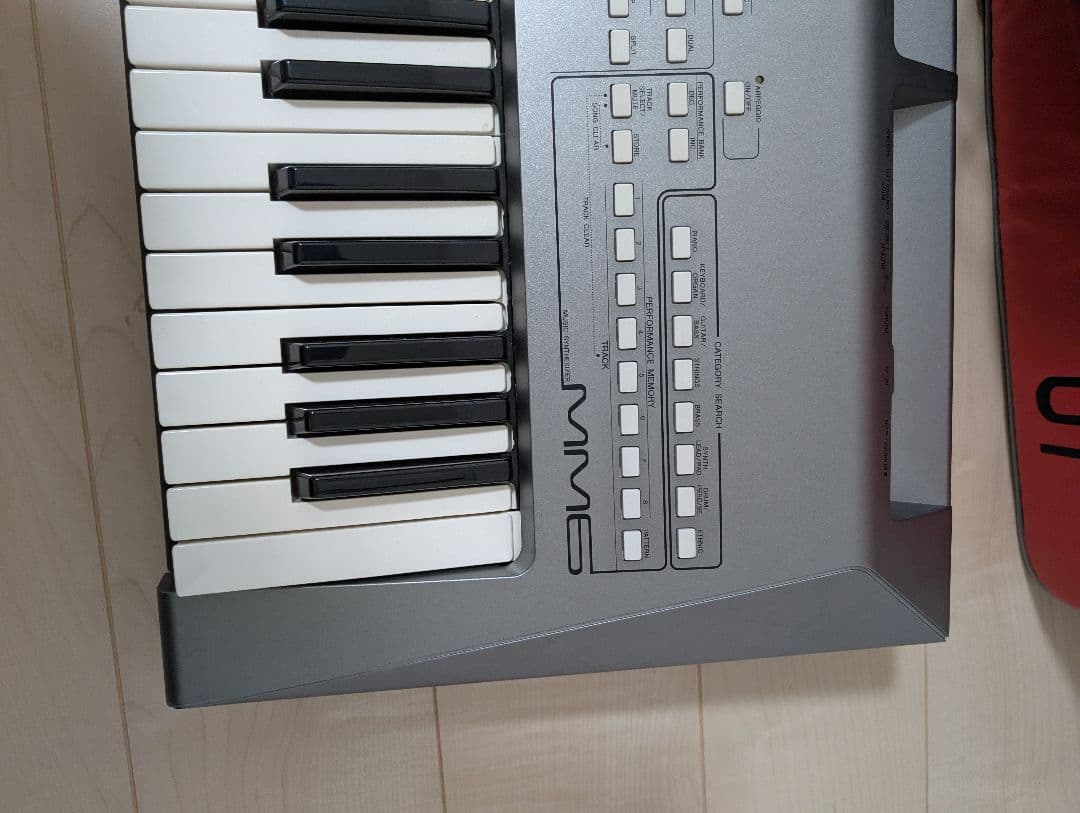 YAMAHA MM6 シンセサイザー 61鍵盤 中古　ソフトケース