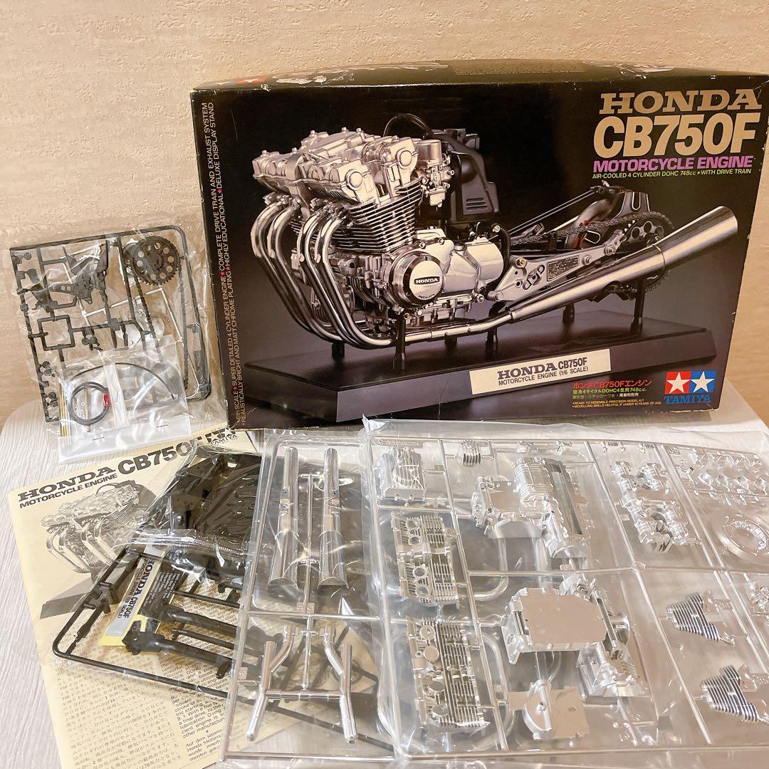 【絶版】タミヤ 1/6 Honda CB750F エンジン ディスプレイモデル