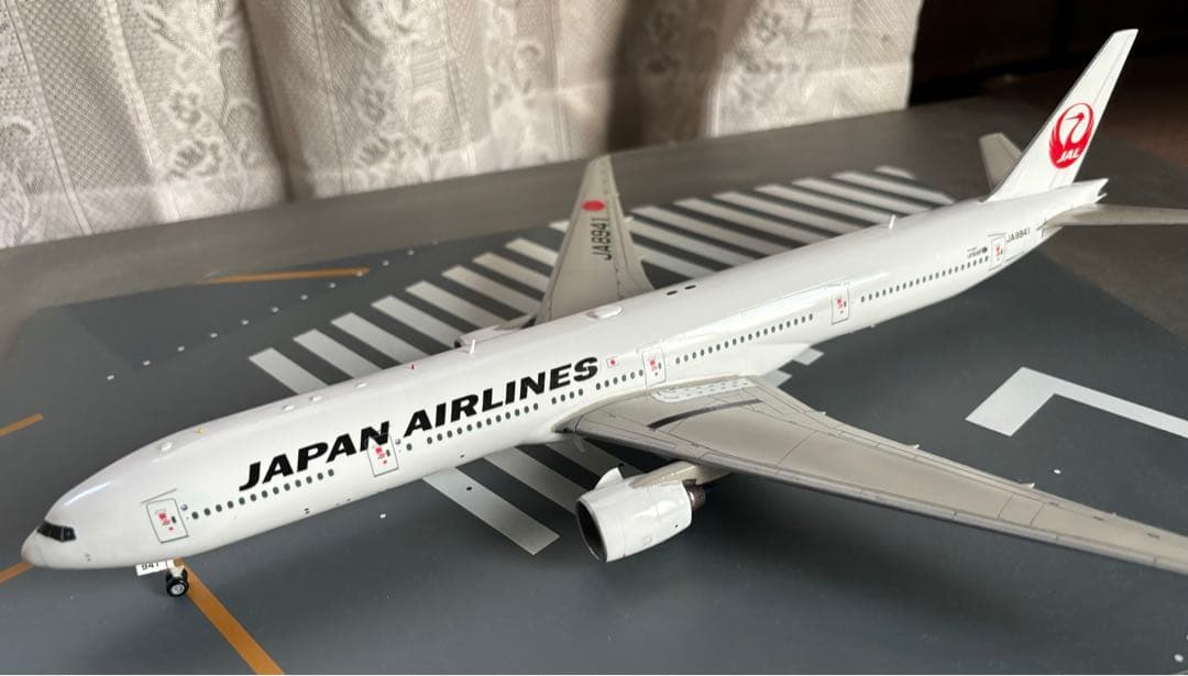 1/200 JAL B777-381初号機完成品