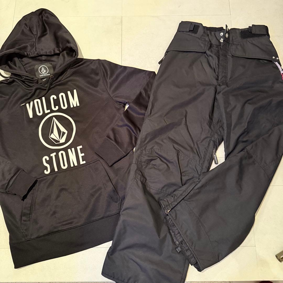 VOLCOM•KISSMARK セットアップ　S〜M