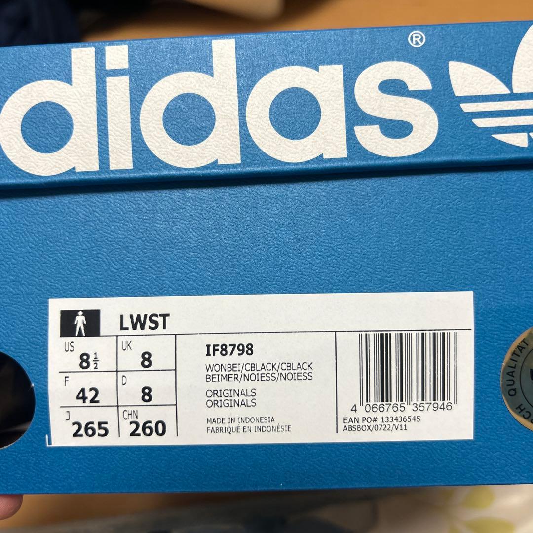 シューズ adidas LWST