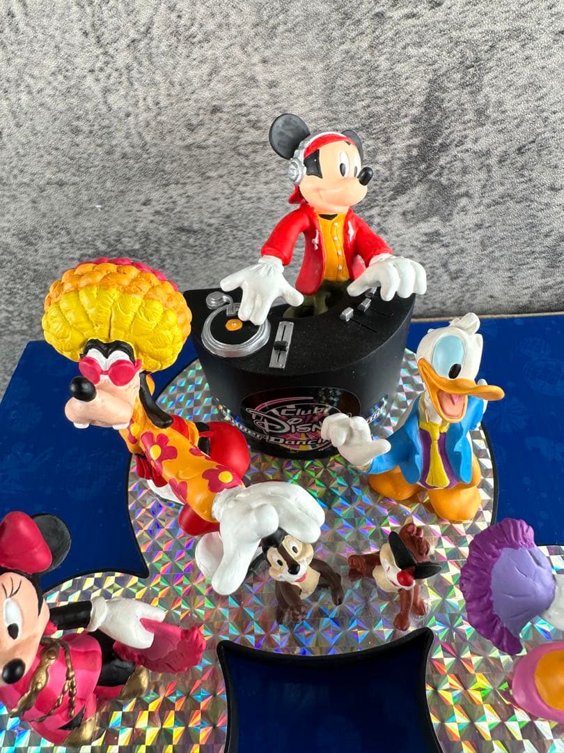 【激レア】ディズニー　スーパーダンシンマニア　フィギュア フィギュアリン 陶器