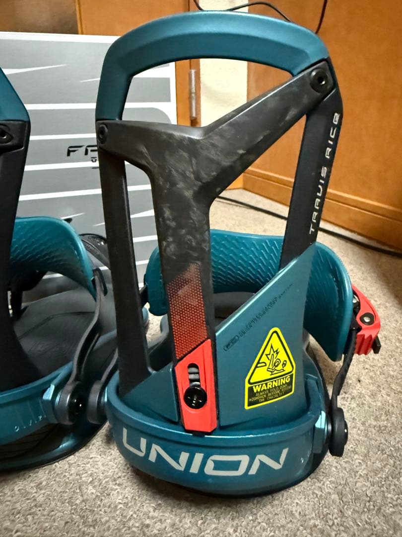 スノーボード UNION Falcor binding TEAL