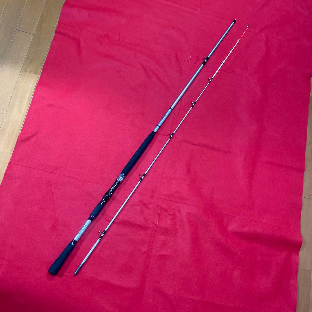 名品❗️DAIWA FUNE Ｖ73 80-270 船竿270 ブリを抜く！