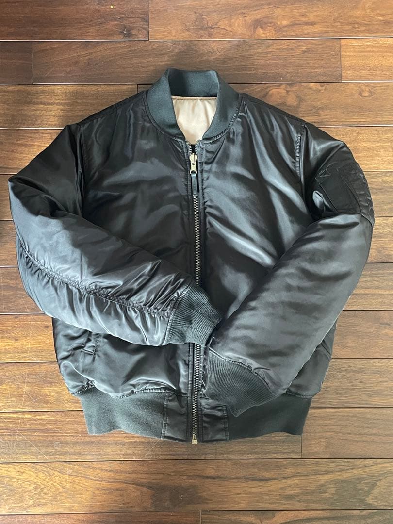 トレカ付き　　GOLDEN BTSジョングク　BOMBER JACKET