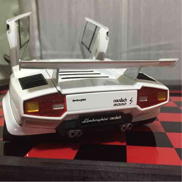 1/18 ランボルギーニカウンタックLP5000Sカスタム希少車
