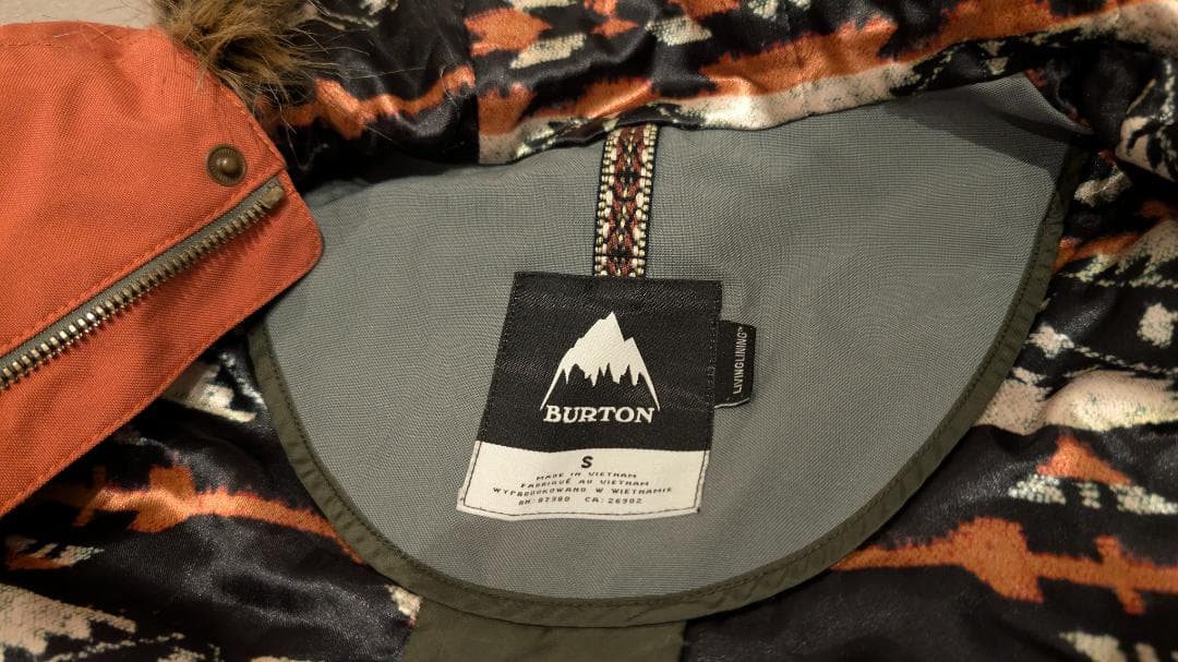 【美品・5回未満】Burton バートン スノボウェア ジャケット レディースS