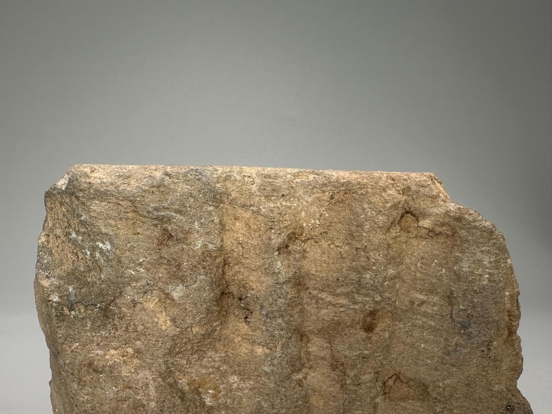 仏教美術石彫　2～3世紀陀羅　ガンダーラ　浮彫断片　仏教叙事　摩耶夢　片岩彩色痕